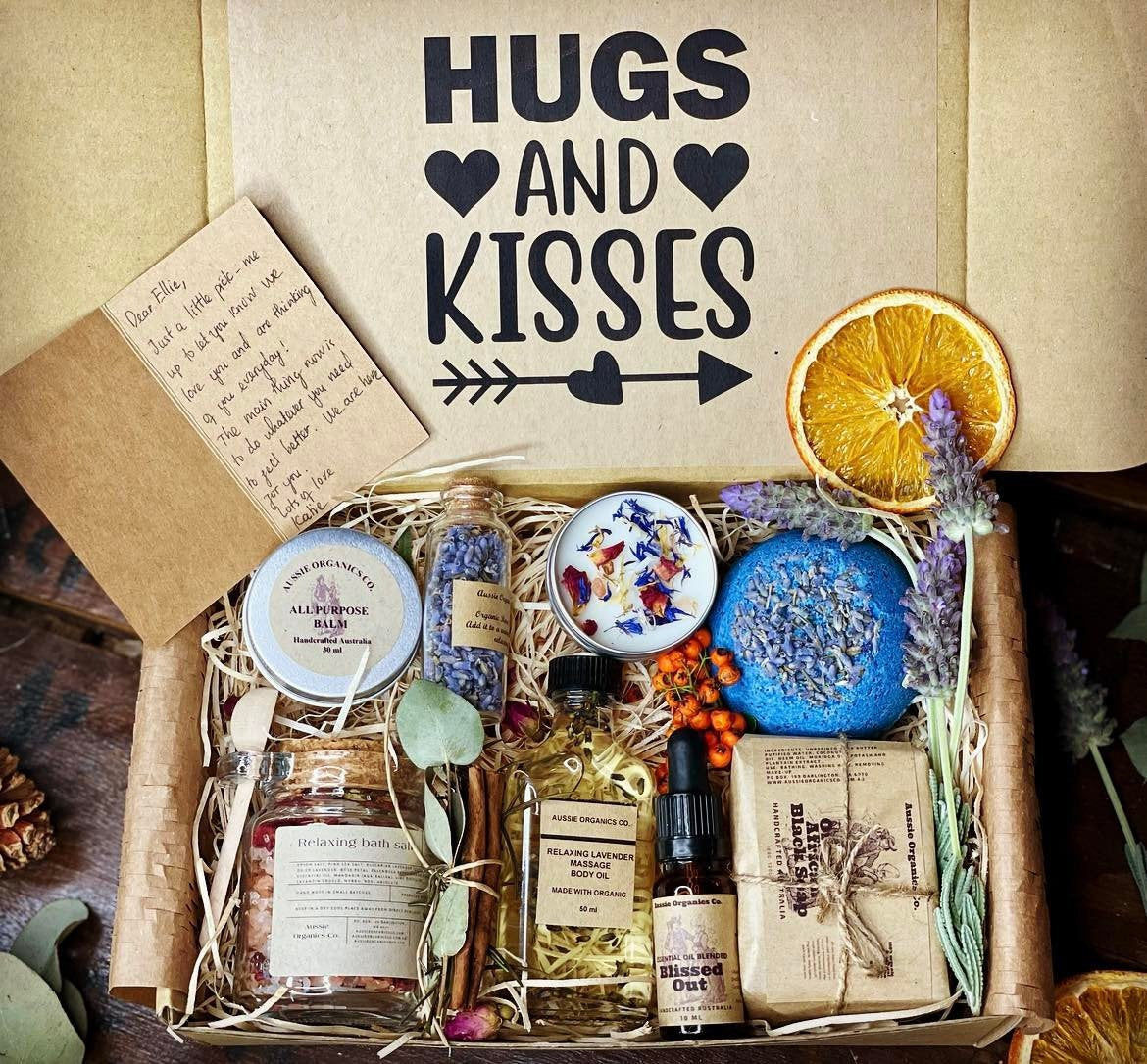 Personalised pamper gift box – Gifts Hub Australia